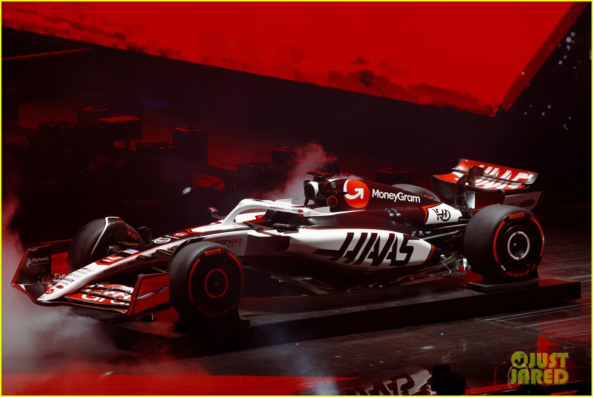 F1 Stars Lewis Hamilton, Lando Norris, Liam Lawson & More Attend F1 75 ...