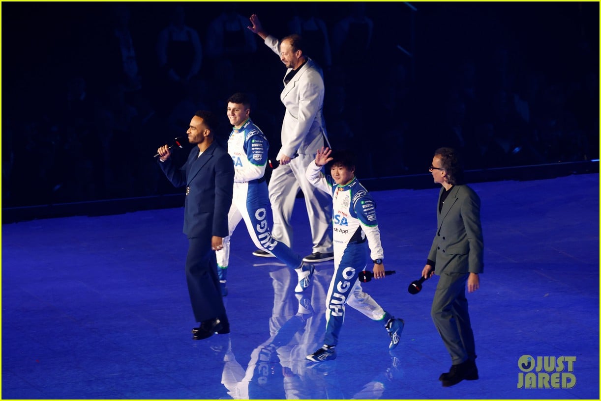 F1 Stars Lewis Hamilton, Lando Norris, Liam Lawson & More Attend F1 75 ...