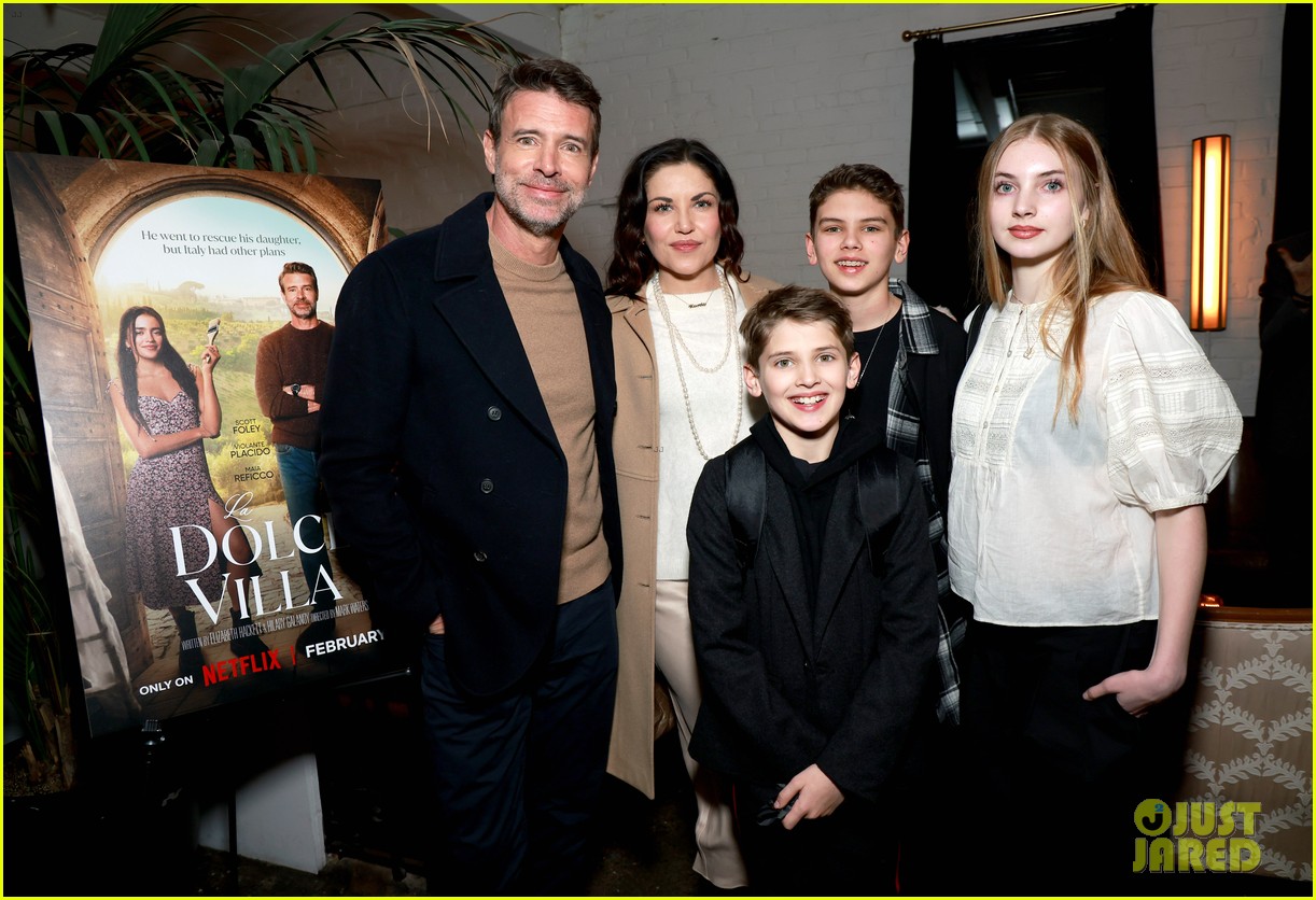 Scott Foley Makes Rare Appearance with Wife & Kids at 'La Dolce Villa' Netflix Screening: Photo ...