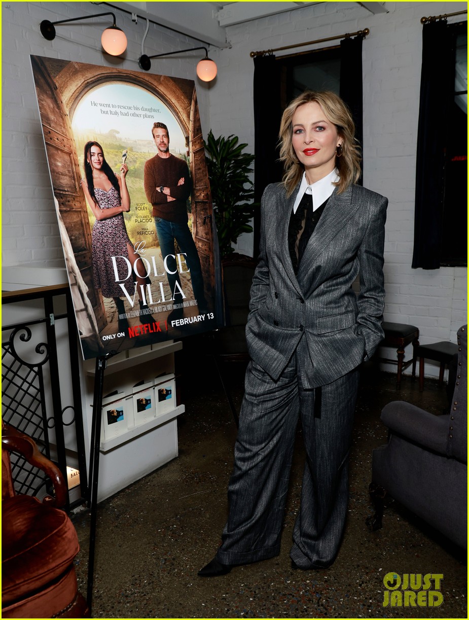 Scott Foley Makes Rare Appearance with Wife & Kids at 'La Dolce Villa ...