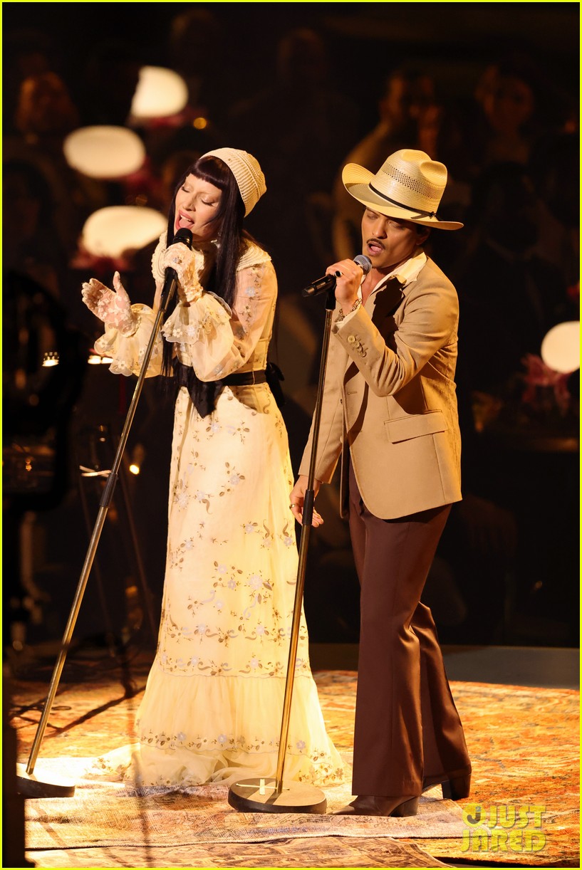 Lady Gaga & Bruno Mars Cover 'California Dreamin'' in L.A. Fires Tribute at Grammys 2025 - Watch ...