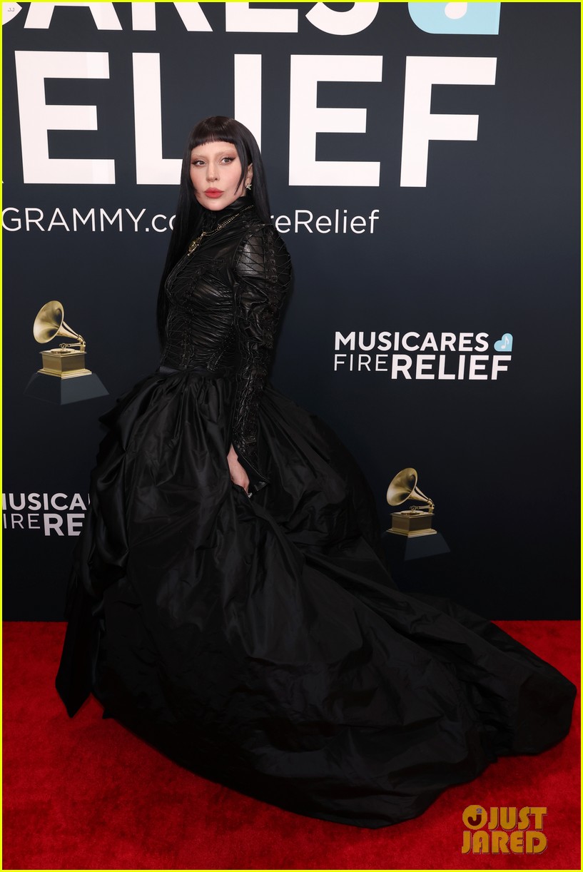 Lady Gaga Goes Gothic Glamour on Grammys 2025 Red Carpet: Photo 5120347 ...