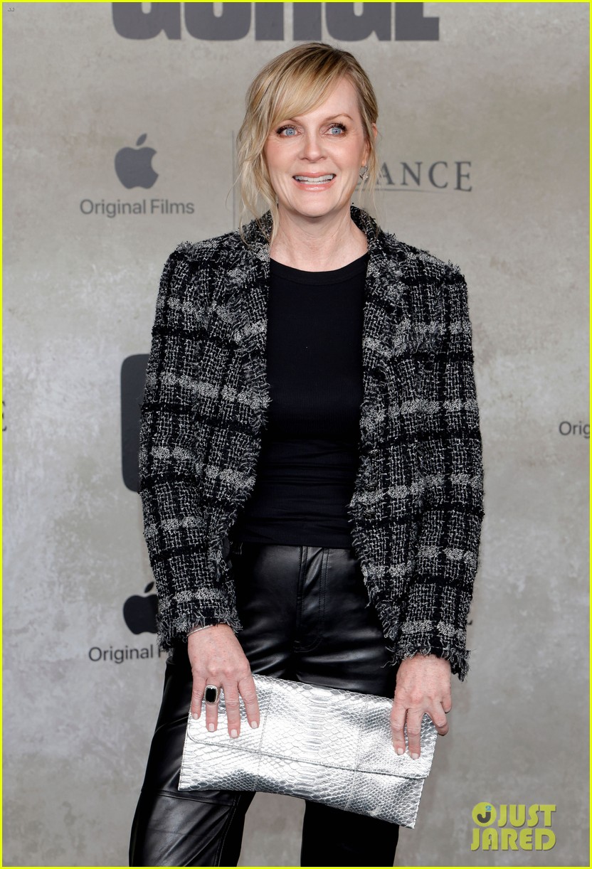 Anya Taylor Joy Strikes a Pose at 'The Gorge' Premiere With Costar Miles Teller & His Wife ...