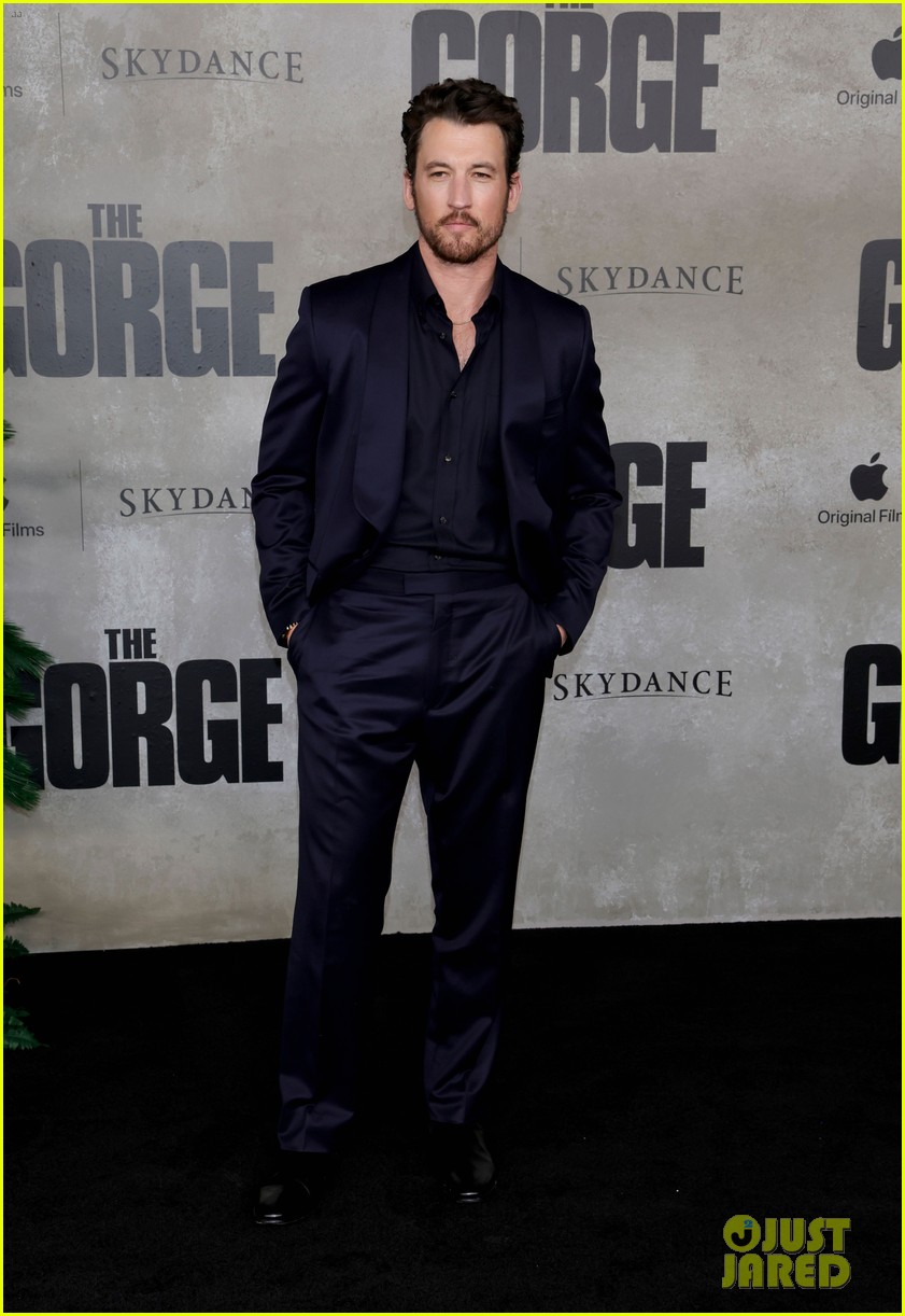 Anya Taylor Joy Strikes a Pose at 'The Gorge' Premiere With Costar Miles Teller & His Wife ...