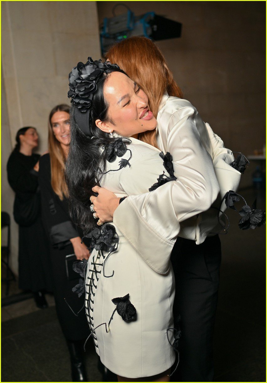 Photo: florence pugh harris reed show 096 | Photo 5128027 | Just Jared ...