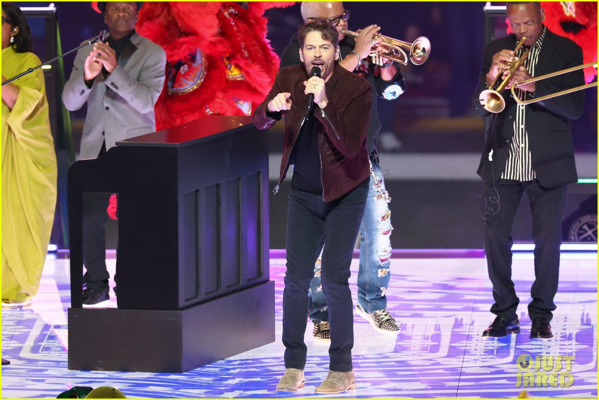 Harry Connick Jr Celebrates New Orleans With Super Bowl 2025 Pre-Game ...