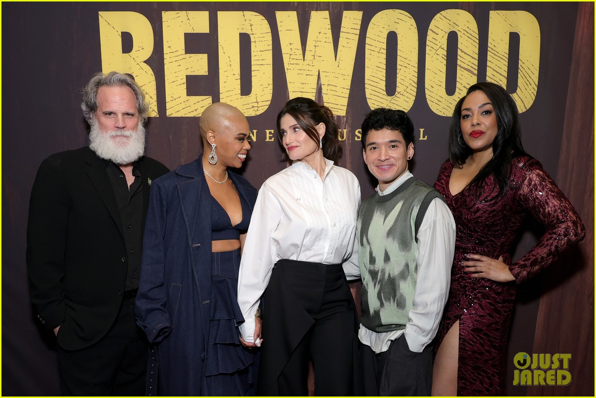 Idina Menzel Makes Long-Awaited Return to Broadway in 'Redwood,' an Original Musical She Helped ...