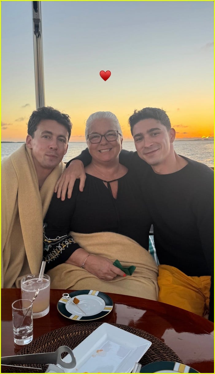 Isaac Powell Bares Fit Body During Beach Vacation with Boyfriend Tate ...