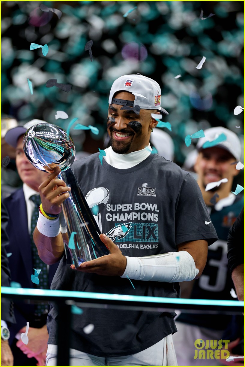 Jalen Hurts & Fiancee Bryonna Burrows Celebrate Eagles Win at Super Bowl 2025, He's Named MVP ...