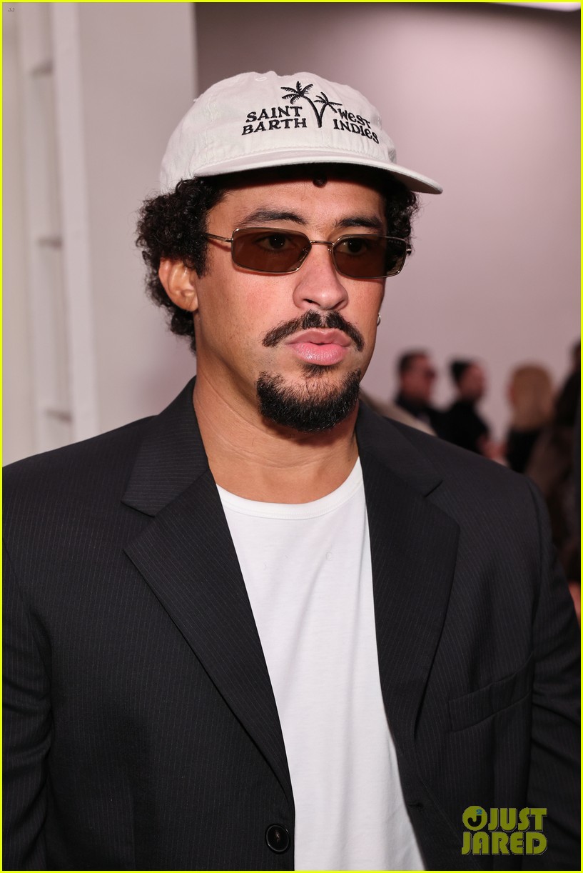 Bad Bunny Sits Front Row at Calvin Klein Fashion Show as Kendall Jenner ...