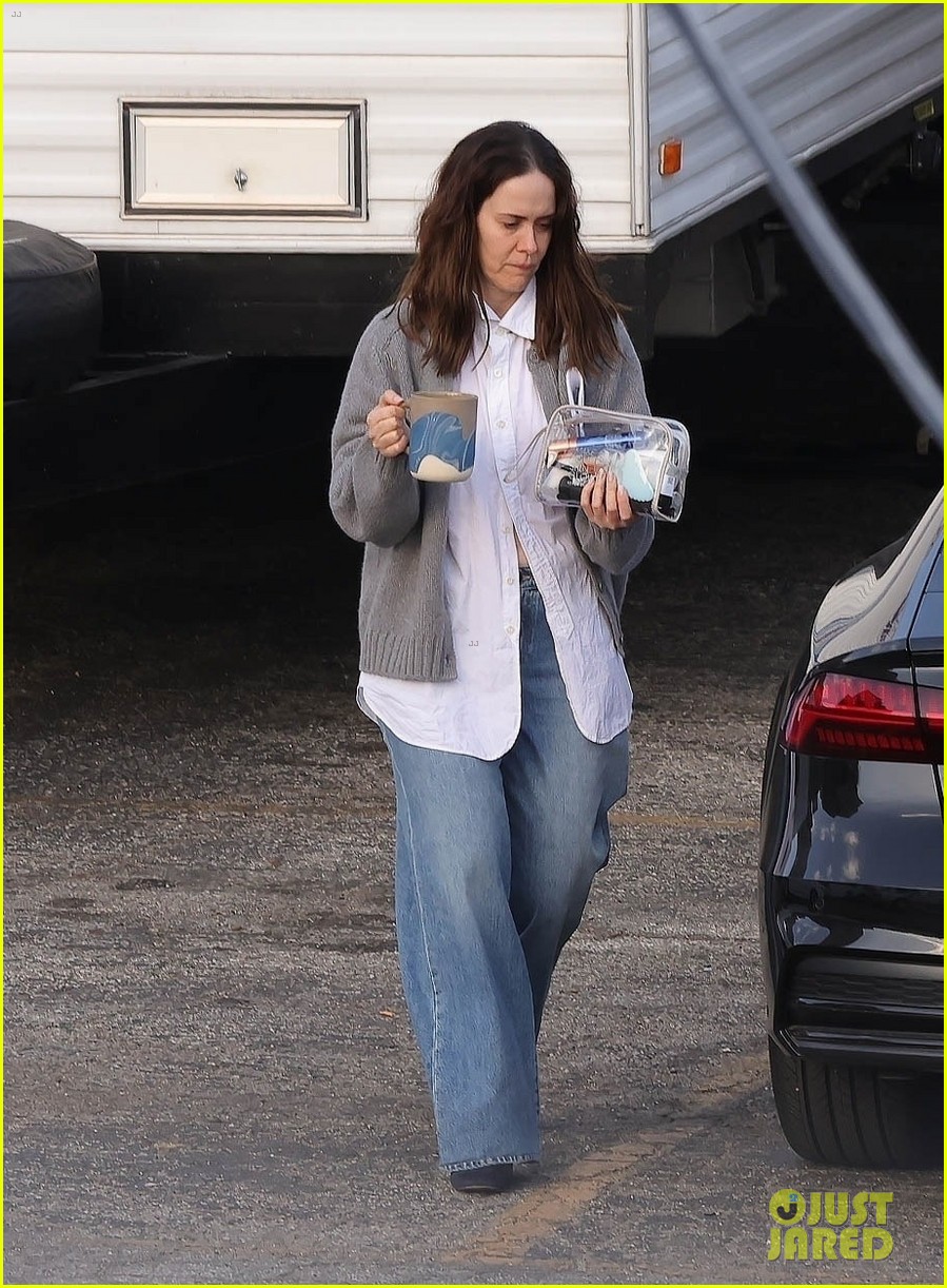 Kim Kardashian, Naomi Watts, & Sarah Paulson Film Scenes for 'All's ...