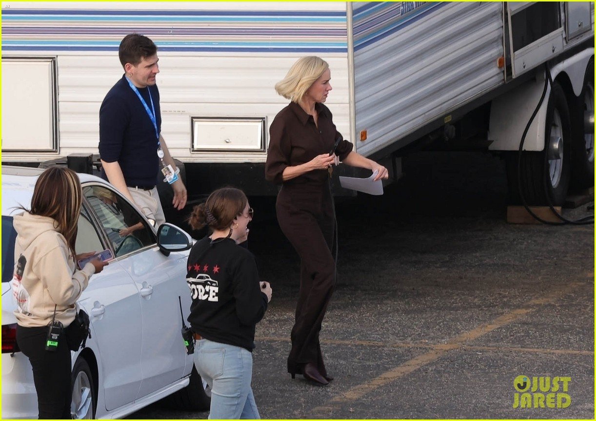 Kim Kardashian, Naomi Watts, & Sarah Paulson Film Scenes for 'All's ...