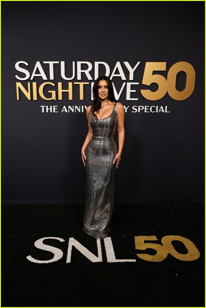 Kim Kardashian Wows In Silver at 'SNL50: The Anniversary Special': Photo 5127068 | Kim ...