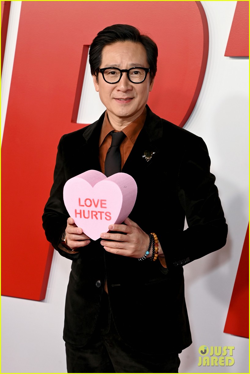 Oscar Winners Ke Huy Quan & Ariana DeBose Premiere Their New Film 'Love Hurts' After His Hand ...