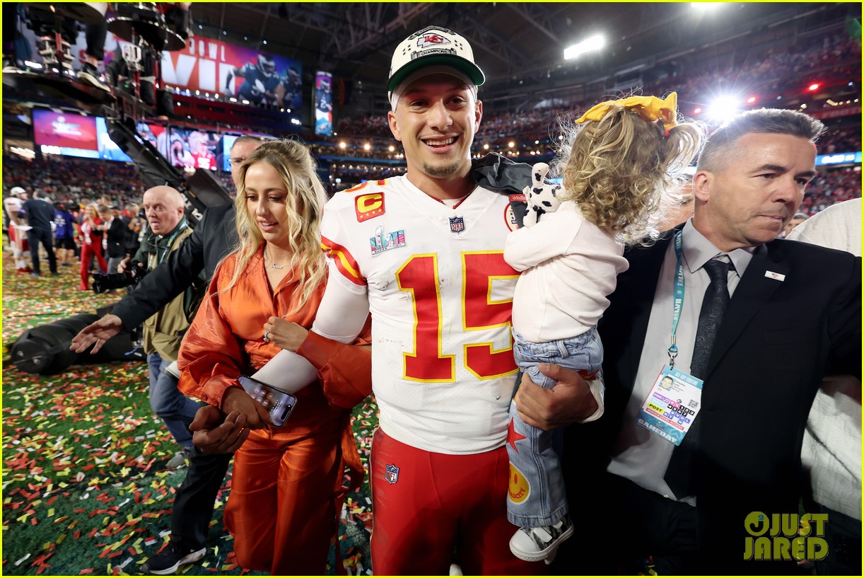 Who Are Patrick Mahomes' Wife & 3 Kids? Meet Brittany & Their Children ...