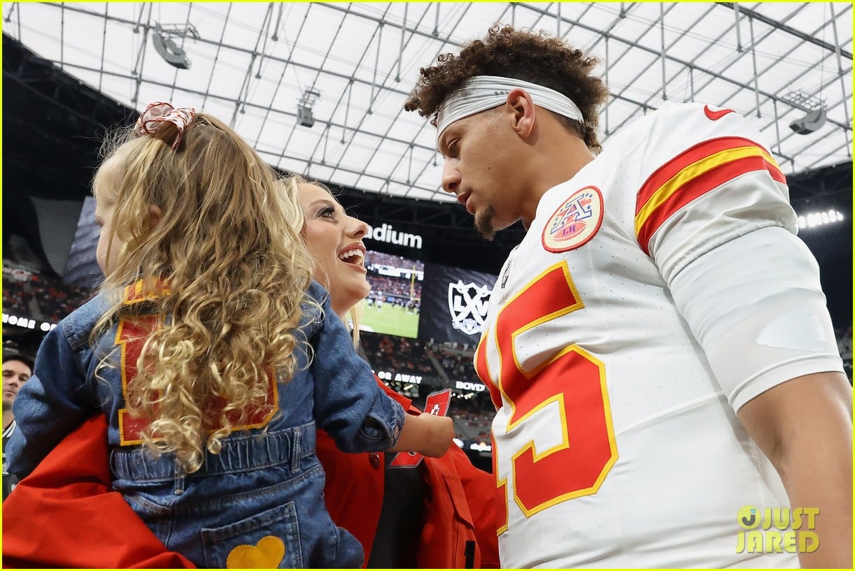 Who Are Patrick Mahomes' Wife & 3 Kids? Meet Brittany & Their Children Sterling, Bronze ...