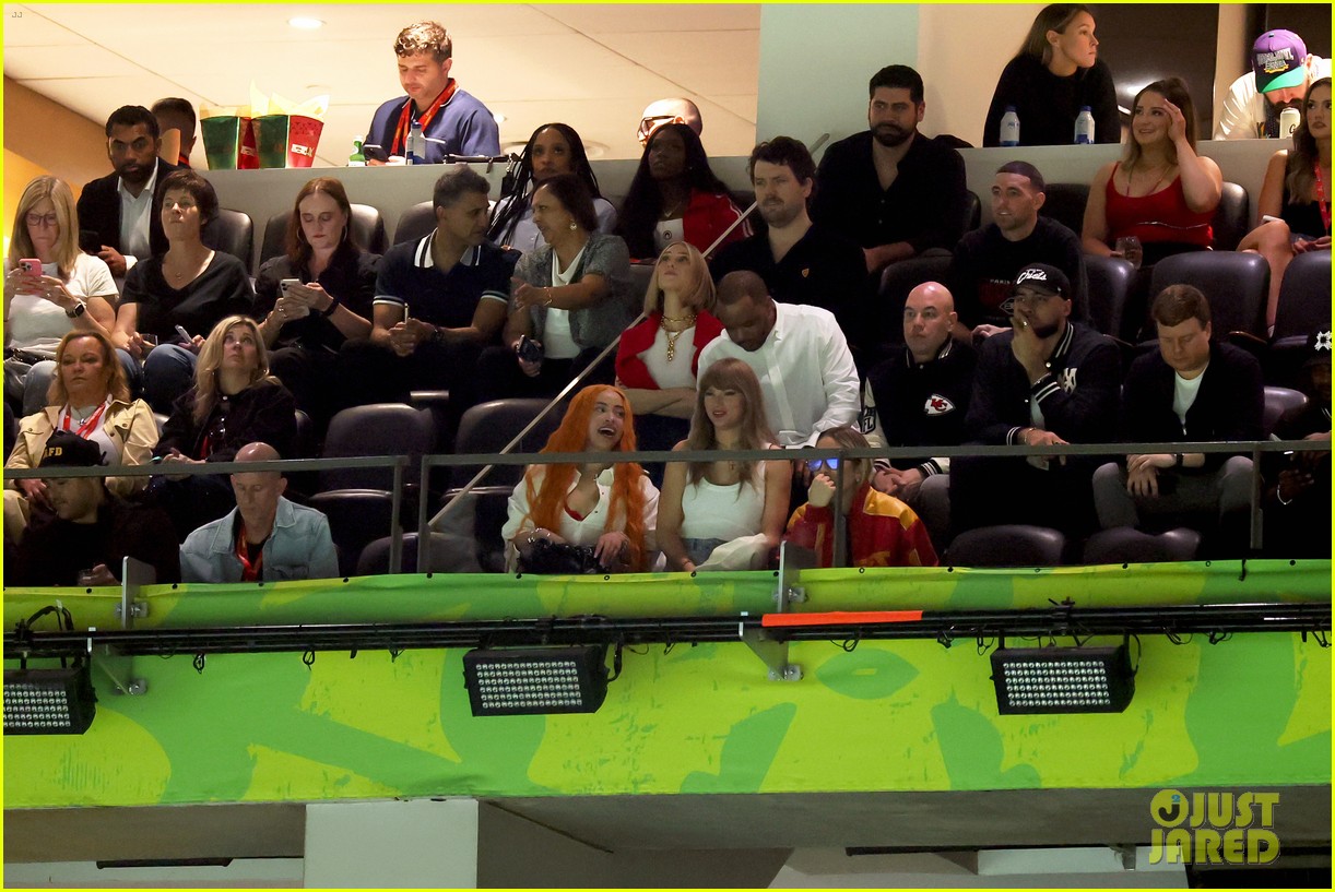 Machine Gun Kelly Spotted in Taylor Swift's Suite at Super Bowl 2025 ...