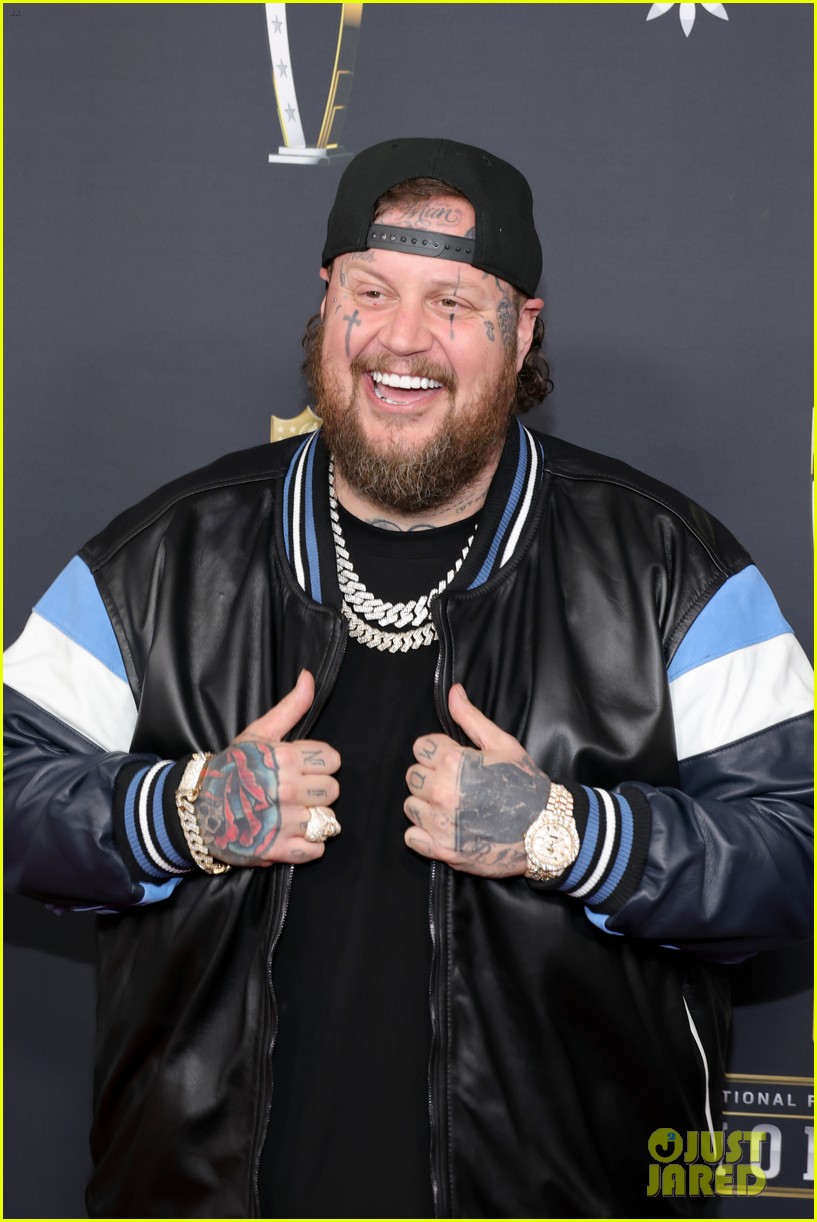 Jelly Roll, Shaboozey, Jon Hamm, & More Stars Join Football Players at ...