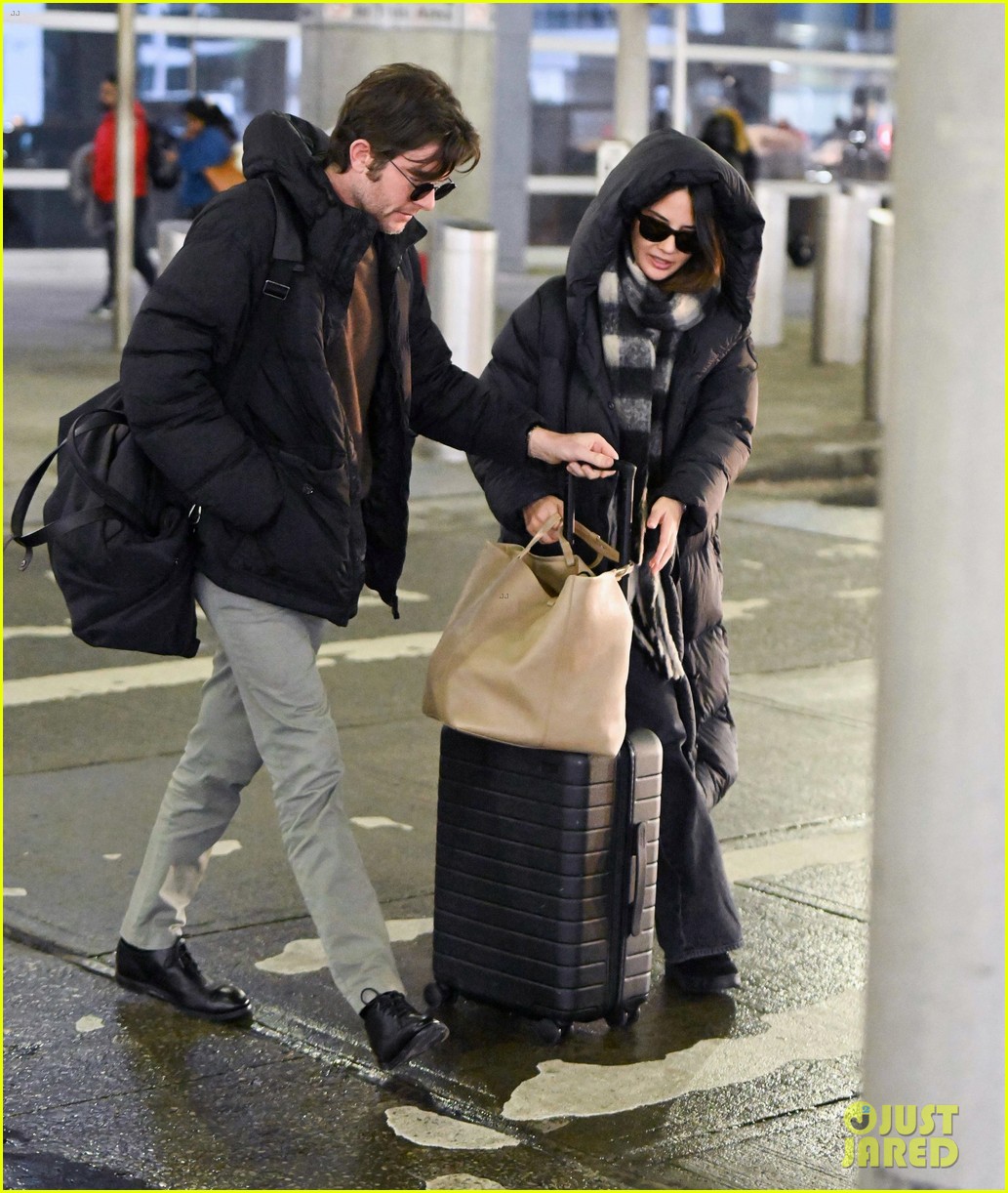 Olivia Munn & John Mulaney Bundle Up After Catching a Flight to NYC ...
