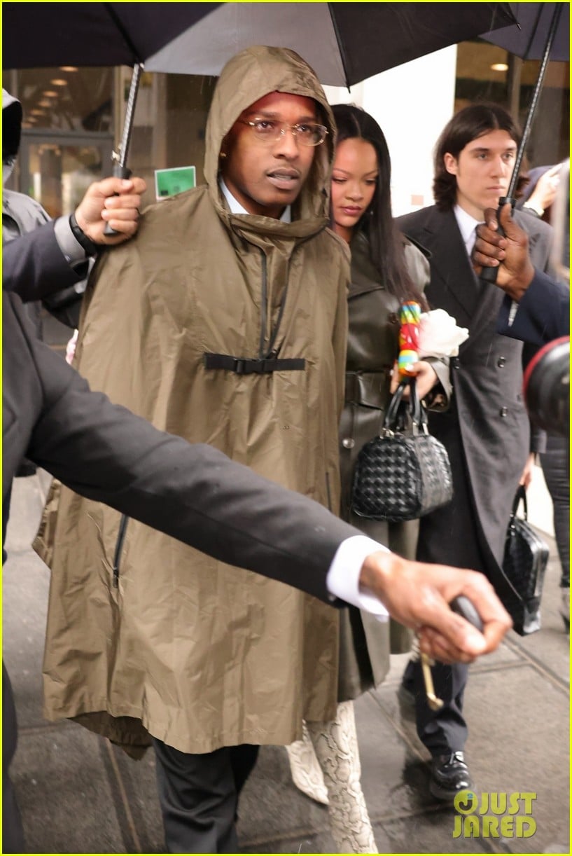 Rihanna Leaves Court With A$AP Rocky After Attending With Their Sons ...
