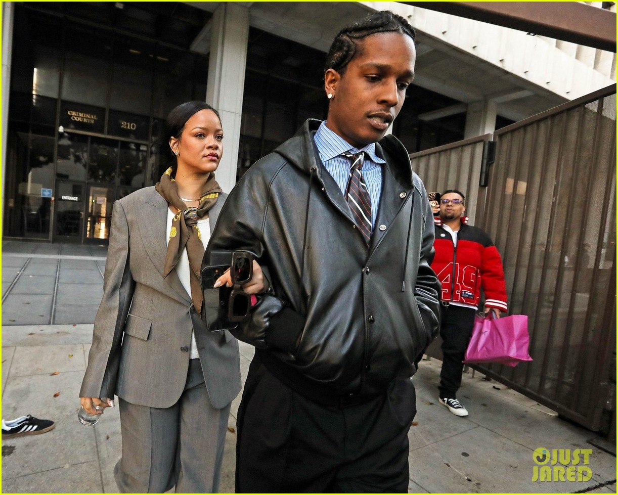 Rihanna Supports Partner A$AP Rocky During Another Day in Court: Photo ...