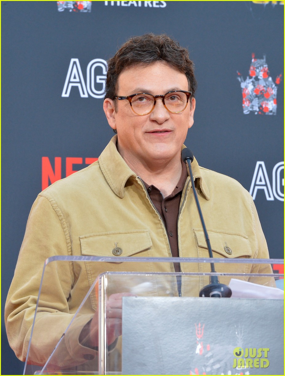 Chris Pratt, Alison Brie, & Yvette Nicole Brown Support Russo Brothers ...