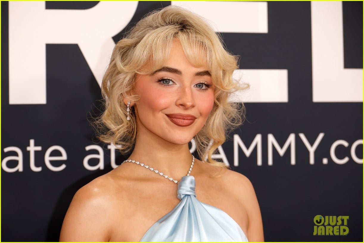 Sabrina Carpenter is a Powder Blue Princess at Grammys 2025: Photo ...