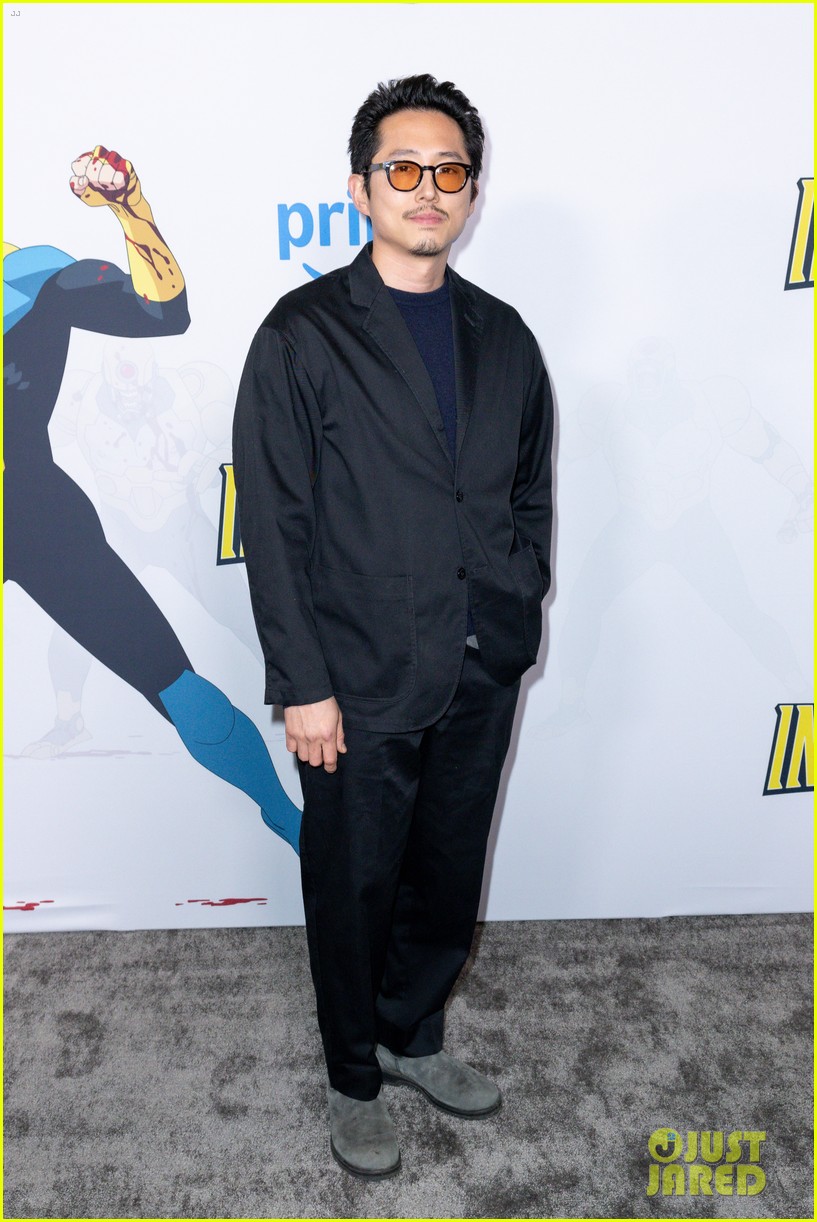 Sandra Oh & Steven Yeun Share Hug at 'Invincible' Season 3 Premiere ...