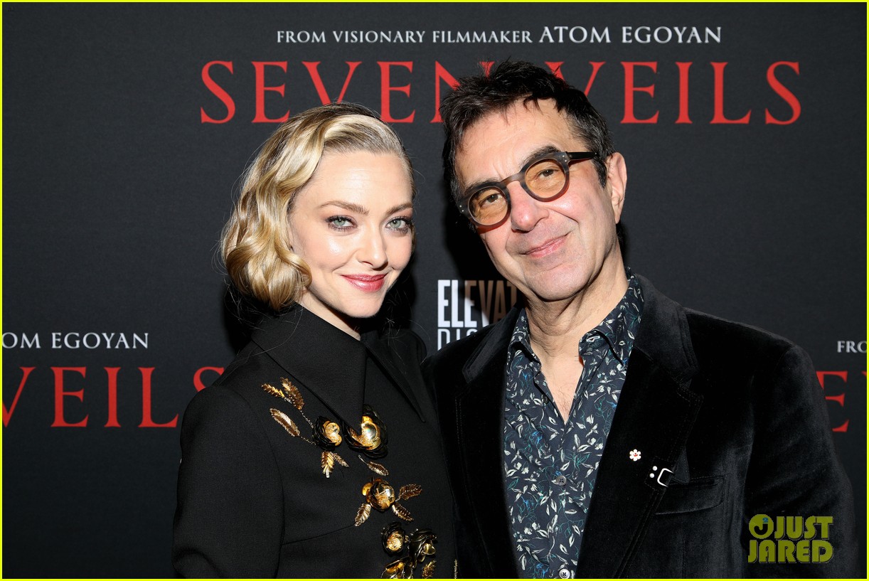 Amanda Seyfried Attends Toronto Premiere of New Thriller 'Seven Veils': Photo 5129597 | Amanda ...