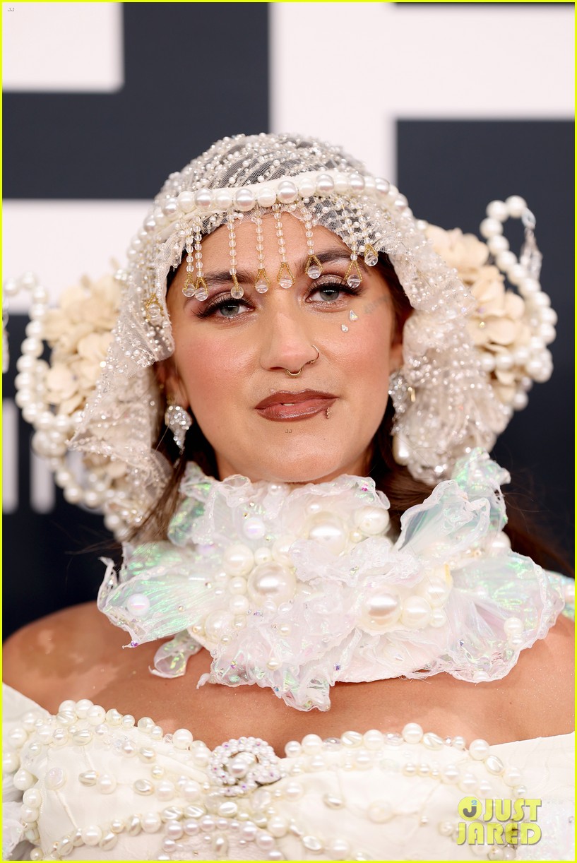 Sierra Ferrell Wins Several Awards at Grammys 2025 Ahead of Main ...