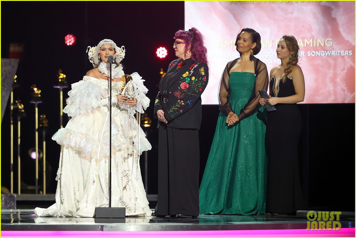 Sierra Ferrell Wins Several Awards at Grammys 2025 Ahead of Main ...