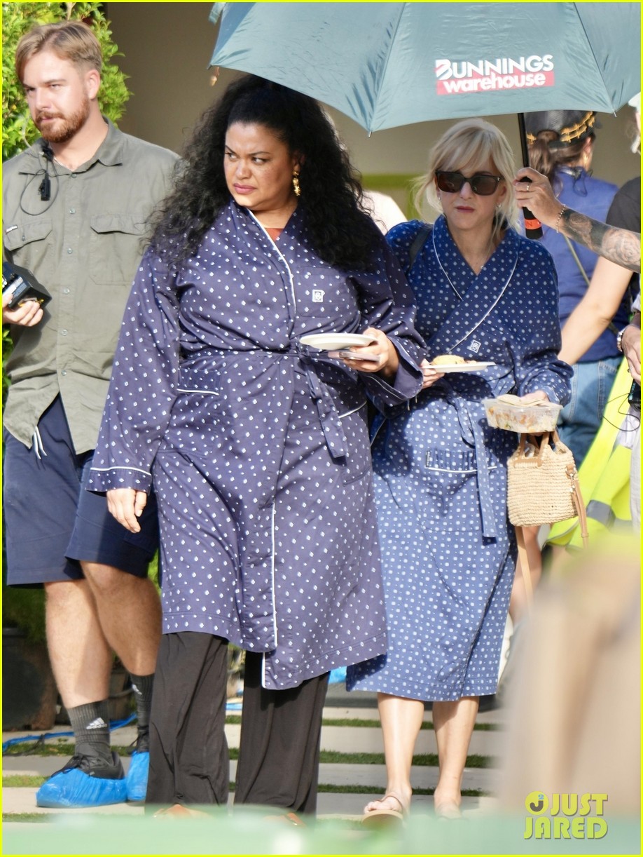 Leslie Mann, Anna Faris, Isla Fisher & Michelle Buteau Begin Filming ...