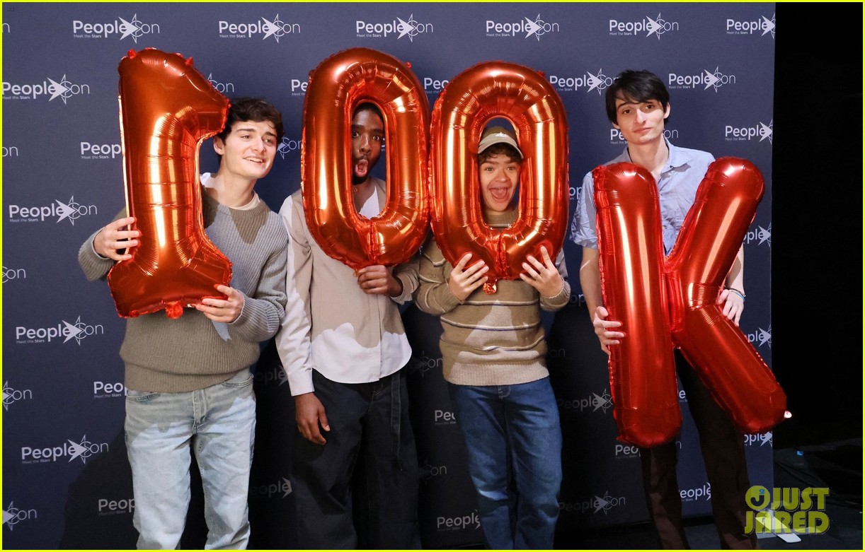 Photo: stranger things paris fan convention 94 | Photo 5121752 | Just ...