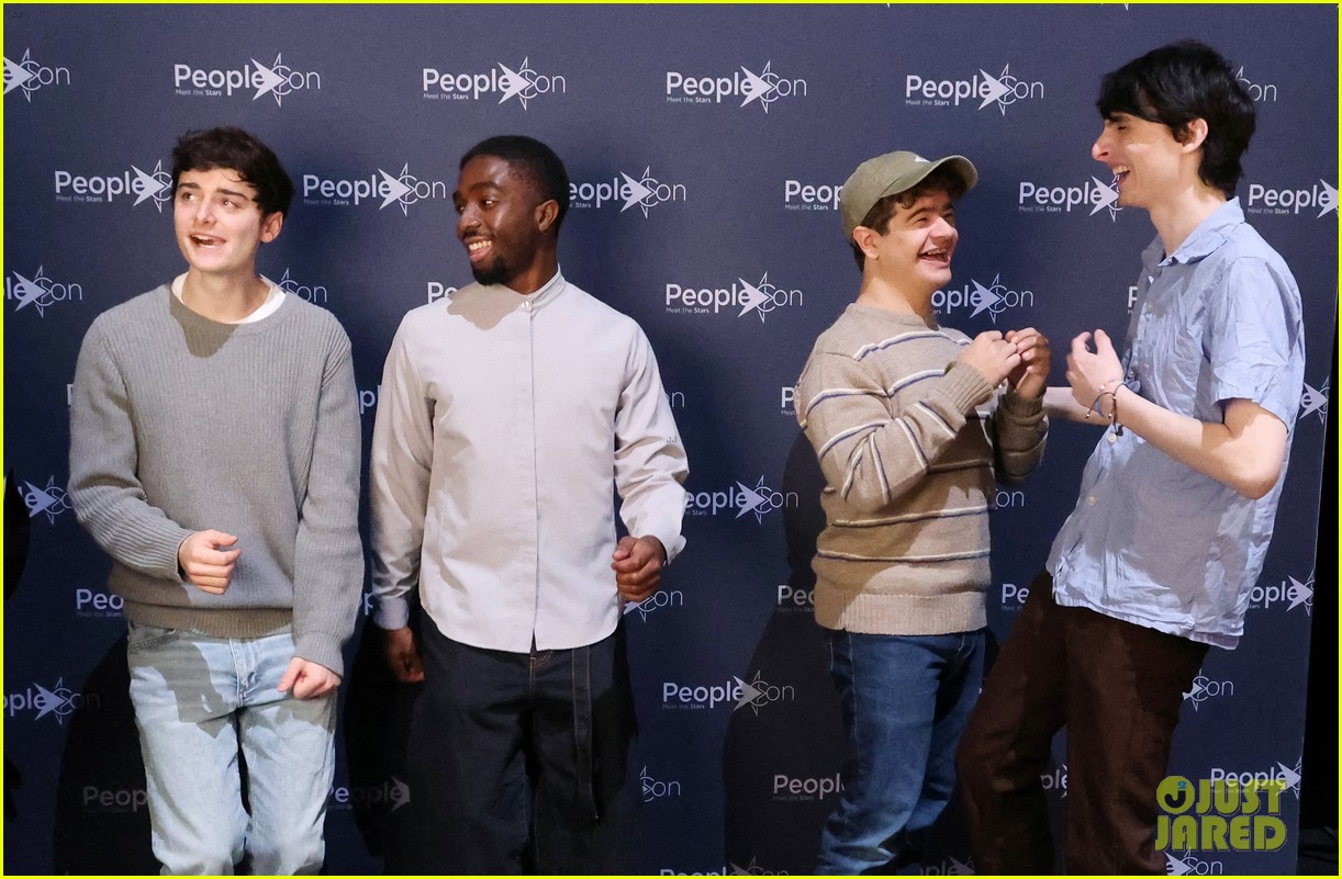 Photo: stranger things paris fan convention 98 | Photo 5121756 | Just ...