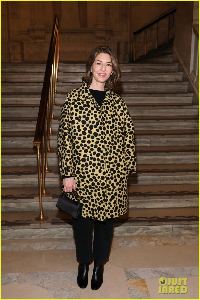 Tracee Ellis Ross, Lisa Rinna, & More Bring Dollcore Fashion to Life at ...