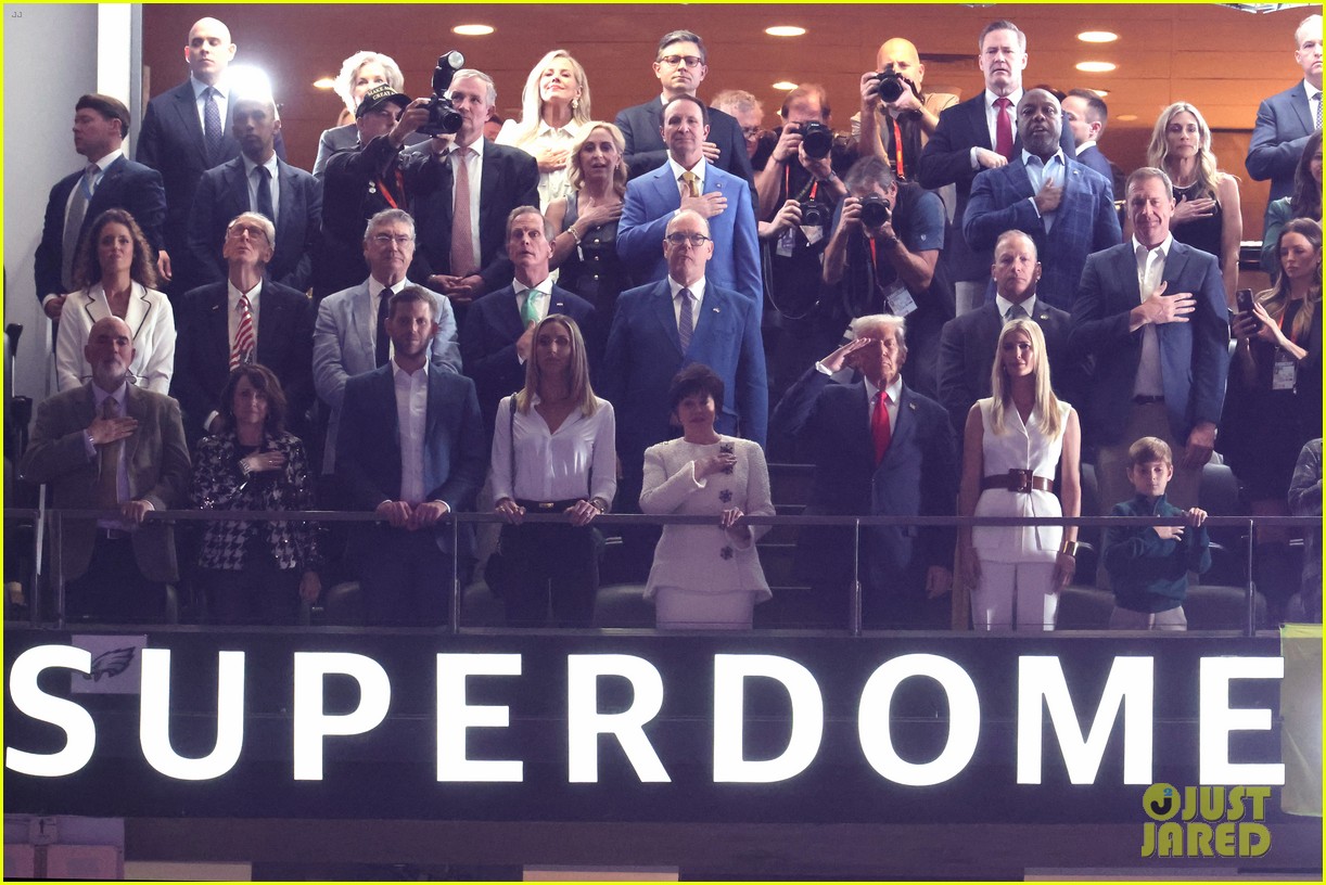 Who's Sitting with Donald Trump at Super Bowl 2025? Look Inside His Box & See Who Attended With ...