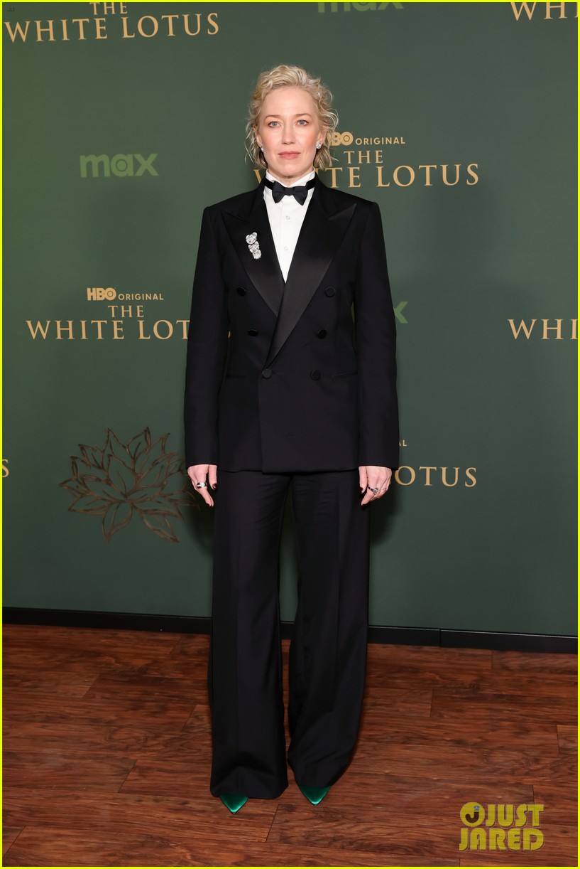 Jason Isaacs, Lisa, Leslie Bibb, & More Attend 'The White Lotus' Season ...