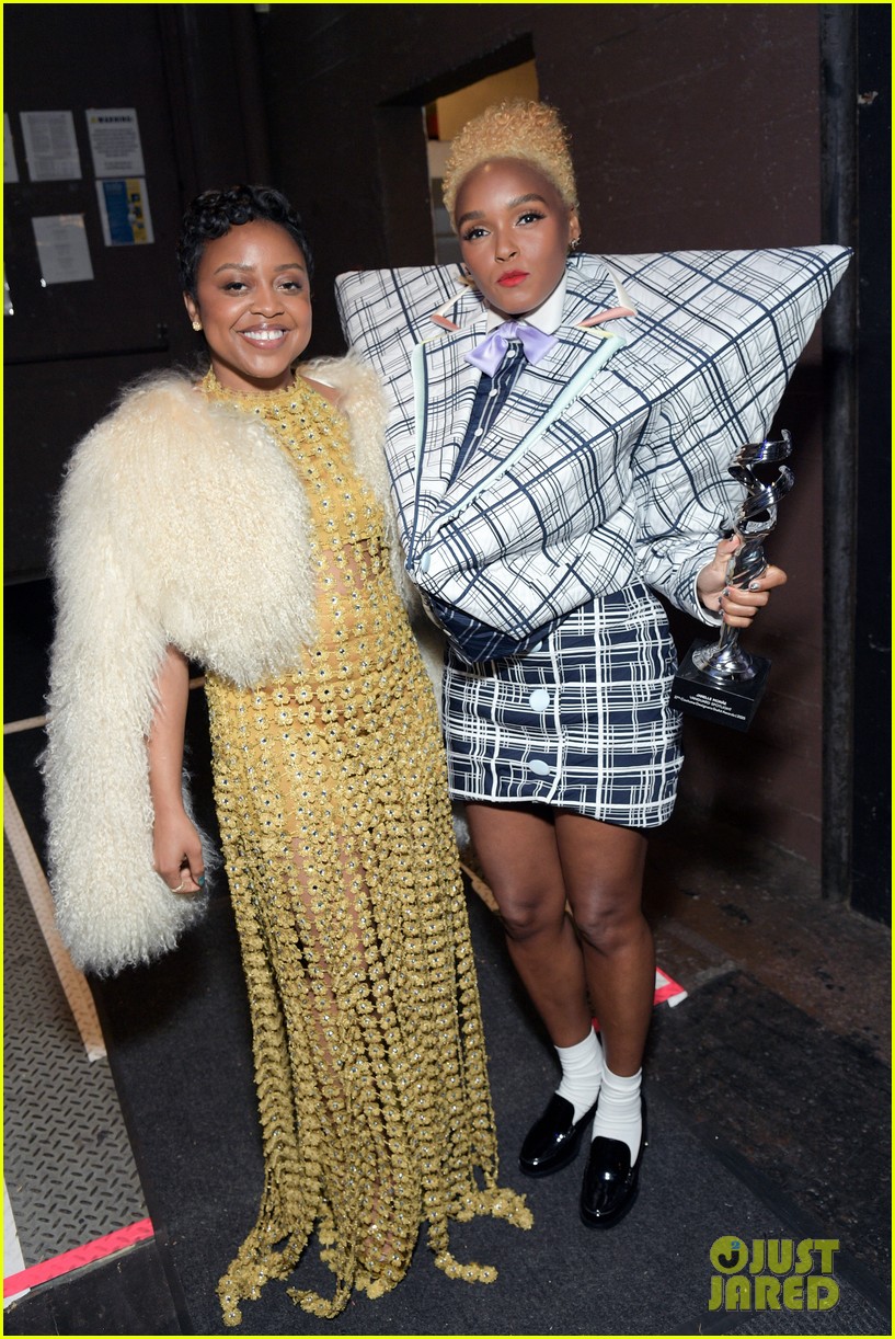 Zoe Saldana & Janelle Monae Honored at Costume Designers Guild Awards ...