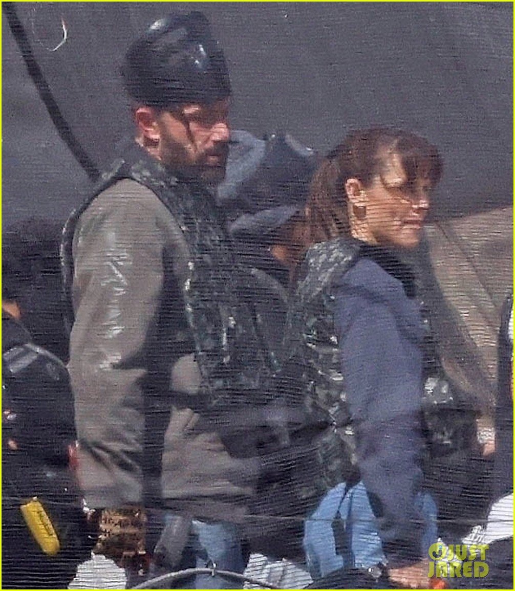 Ben Affleck & Jennifer Garner Share a Laugh at Son Samuel's Paintball ...