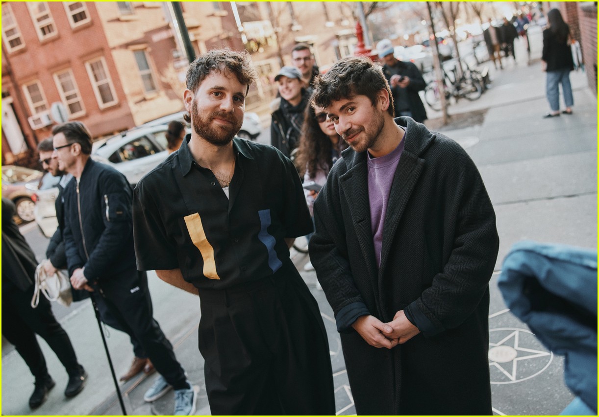 Andrew Scott Celebrates Opening of Off-Broadway Play 'Vanya' Alongside ...