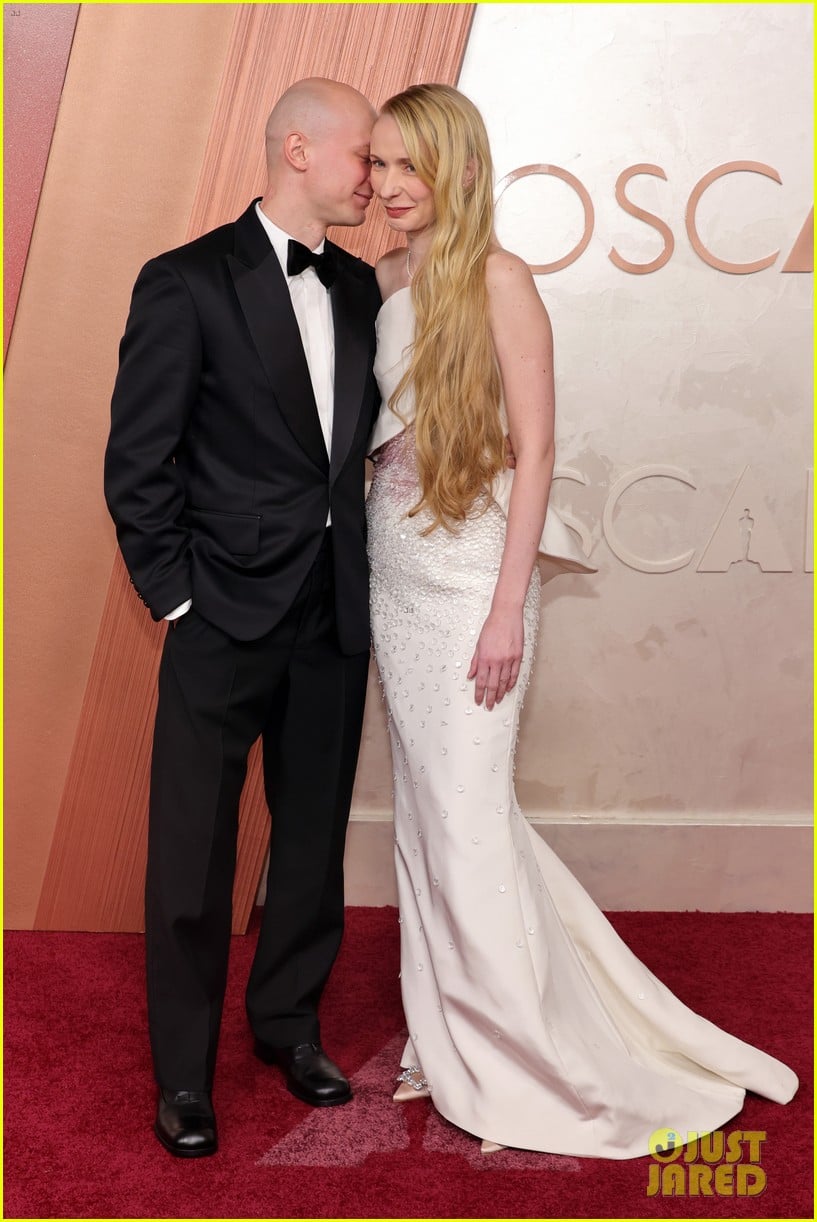 Anora's Yura Borisov Looks So In Love with Wife Anna Shevchuk at Oscars ...