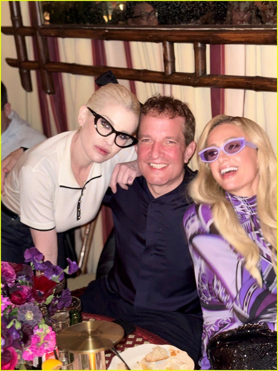 Emma Roberts & Paris Hilton Help Showman Jeff Beacher Celebrate His ...