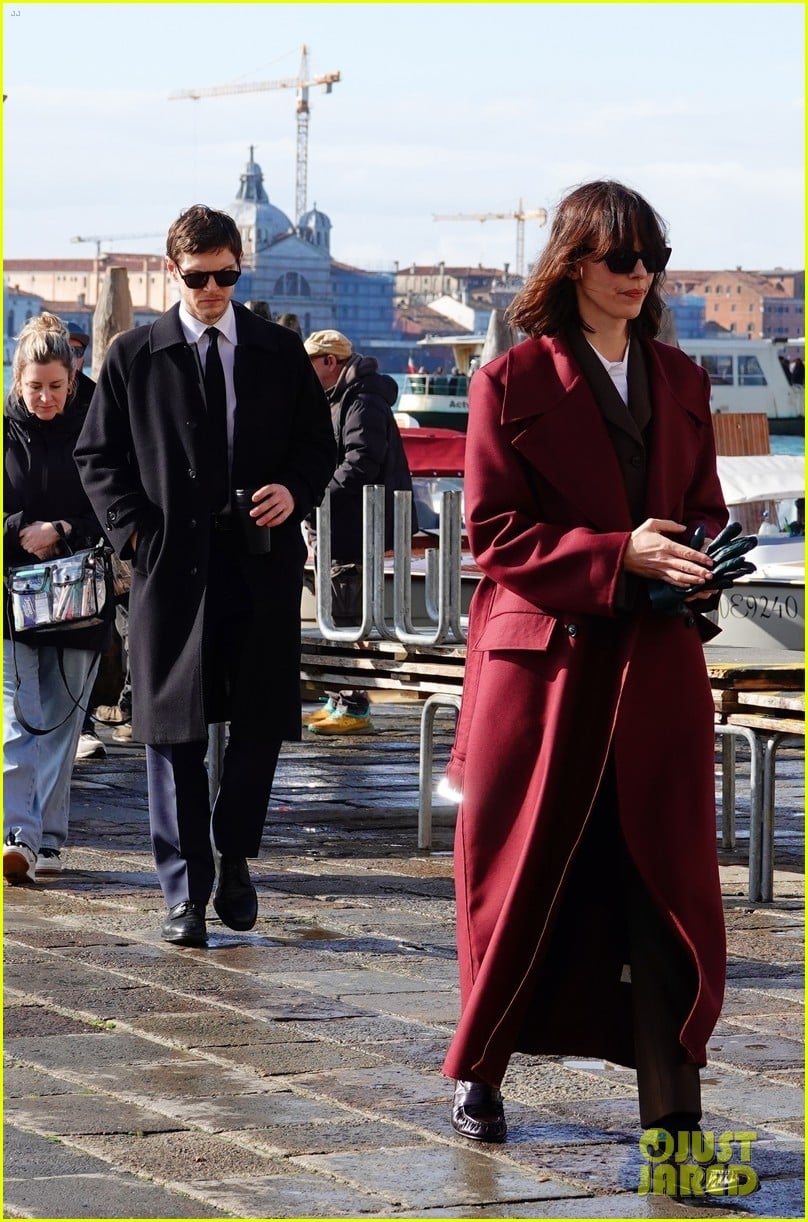 Evan Peters Is Bloody & Bruised in New 'The Beauty' Set Photos for Ryan ...