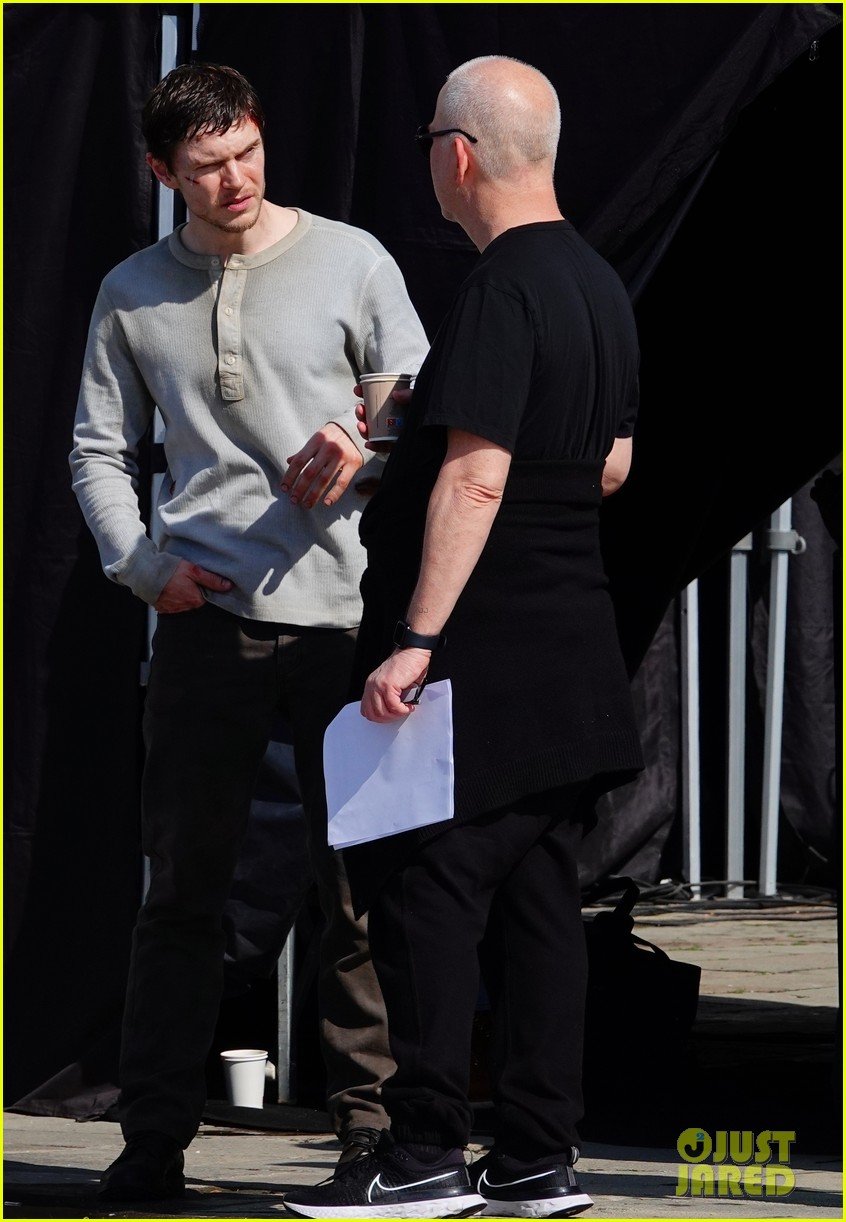 Evan Peters Is Bloody & Bruised in New 'The Beauty' Set Photos for Ryan ...