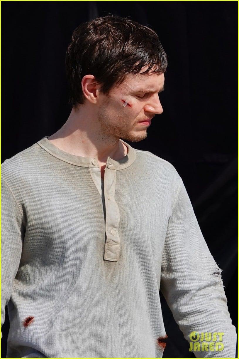 Evan Peters Is Bloody & Bruised in New 'The Beauty' Set Photos for Ryan ...