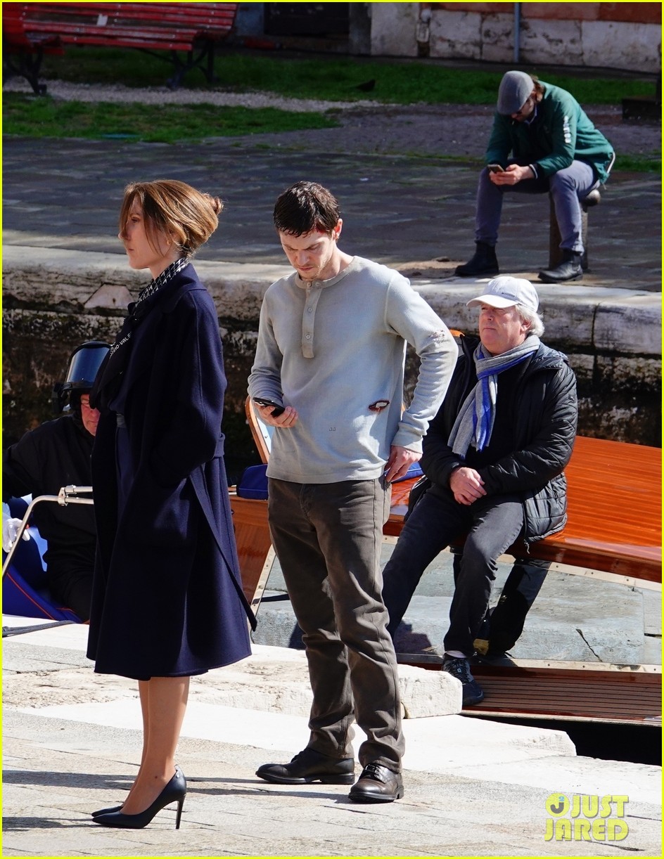 Evan Peters Is Bloody & Bruised in New 'The Beauty' Set Photos for Ryan ...