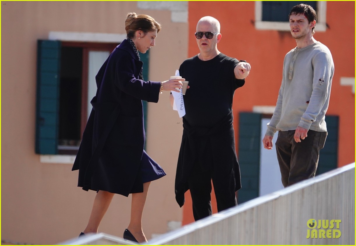 Evan Peters Is Bloody & Bruised in New 'The Beauty' Set Photos for Ryan ...