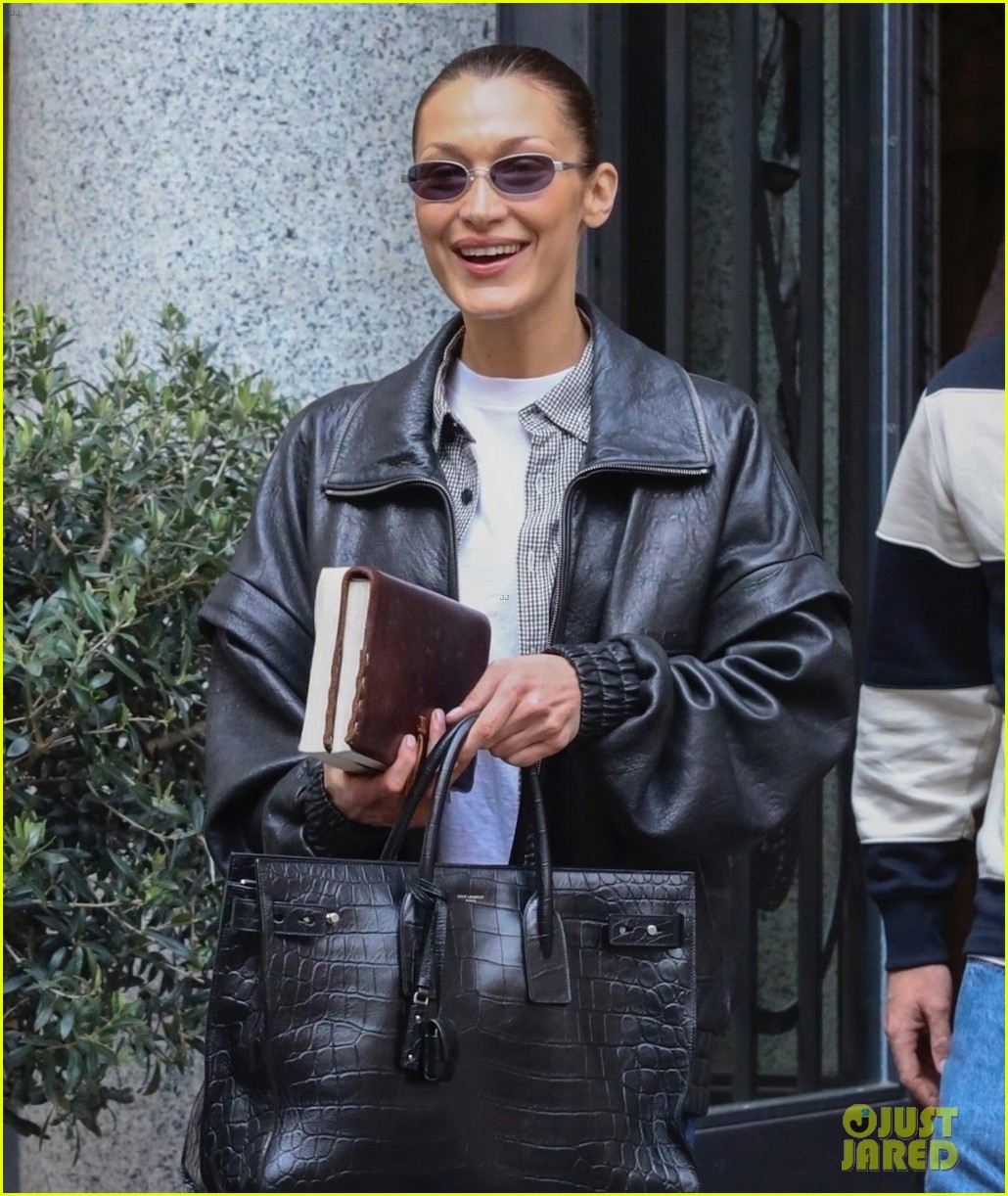 Bella Hadid Gets Warm Welcome While Stepping Out in Rome: Photo 5135117 ...