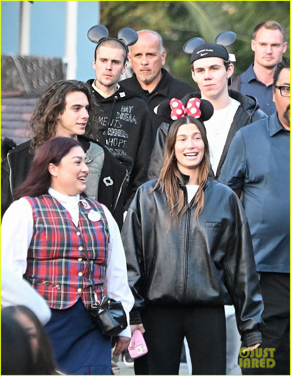Justin Bieber & Wife Hailey Spotted in Mickey & Minnie Ears During ...