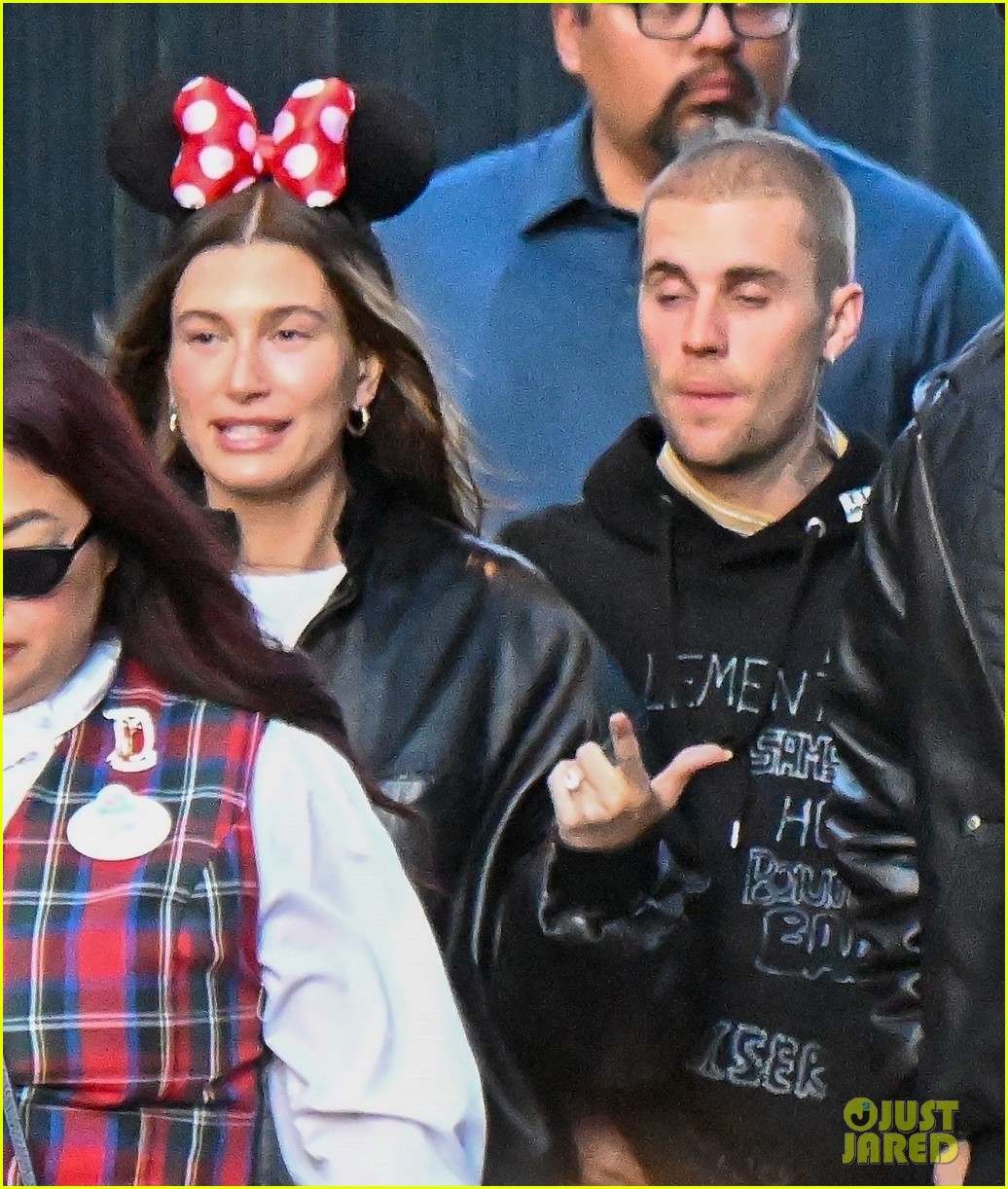 Justin Bieber & Wife Hailey Spotted in Mickey & Minnie Ears During ...
